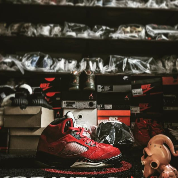 【cozy.west_vol.02】スニーカーとヒップホップ…怒涛の90年代を語る。 - スニーカーズ ケア公式サイト