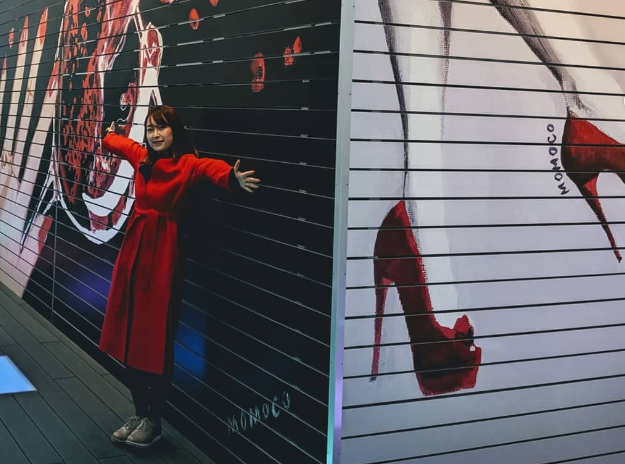 【momoco_vol.04】アートとお酒を愛する画家の真骨頂。 - スニーカーズ ケア公式サイト